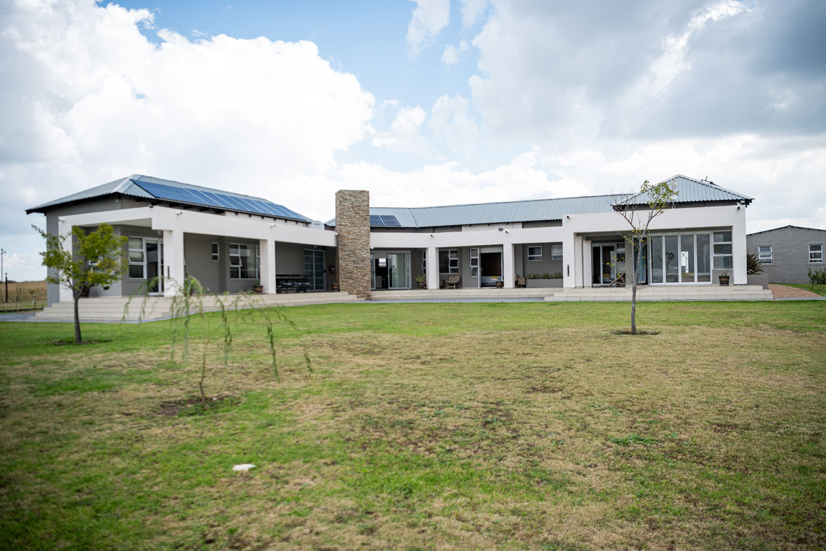 Main House – 36 Emanzini - Experience Heaven