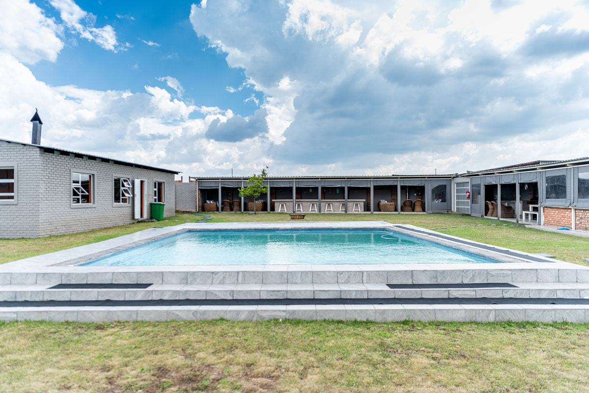 Main House – 36 Emanzini - Experience Heaven