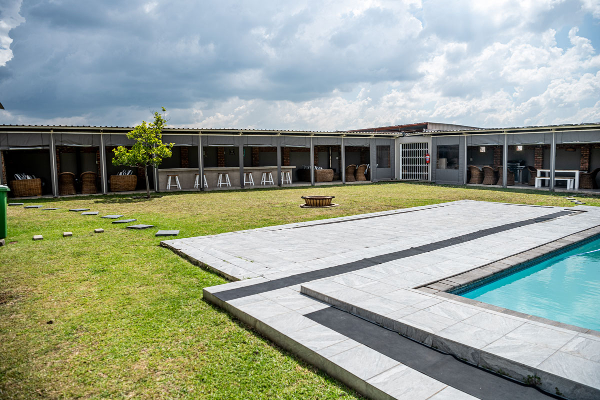 Main House – 36 Emanzini - Experience Heaven